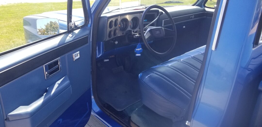 1985 Chevy C10 Shortbox Stepside 2WD Pickup - Bobs Classic Cars